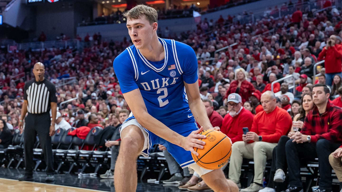 Where does Cooper Flagg stand in the National Player of the Year race?