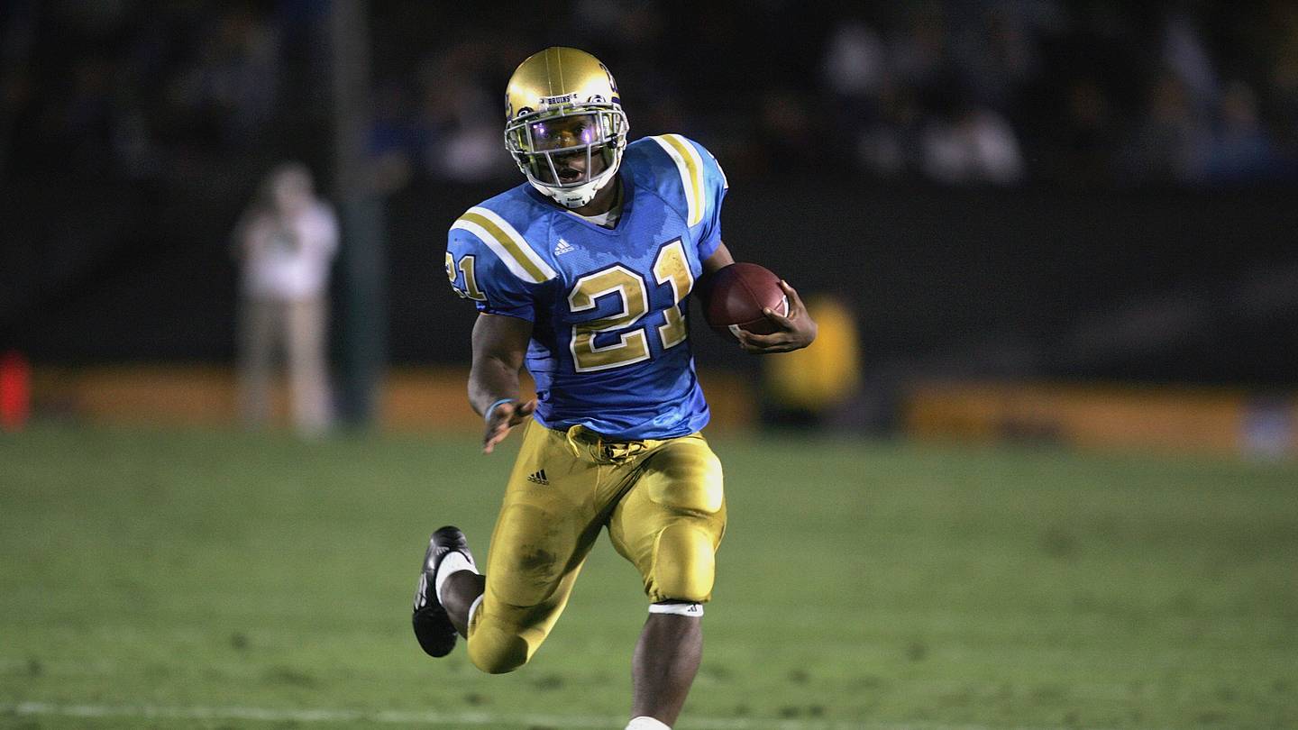 Maurice Jones-Drew's 2005 season for the record books