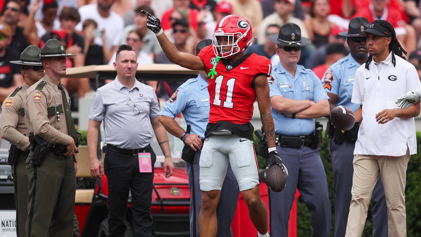 Georgia Bulldogs Receiver Sidelined After Suffering Upper Body Injury ...