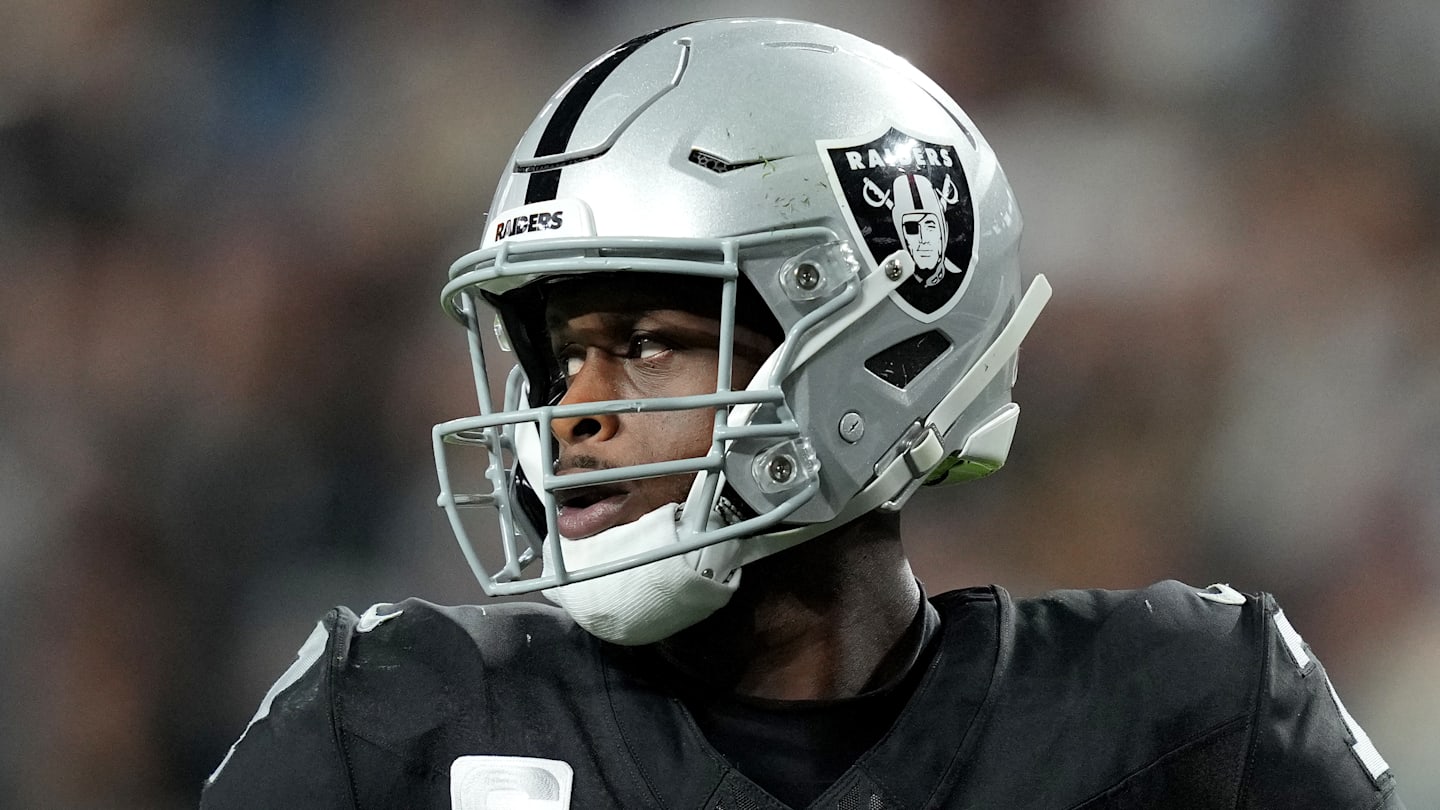 Peyton Manning is every Raiders fan after Geno Smith's interception vs ...