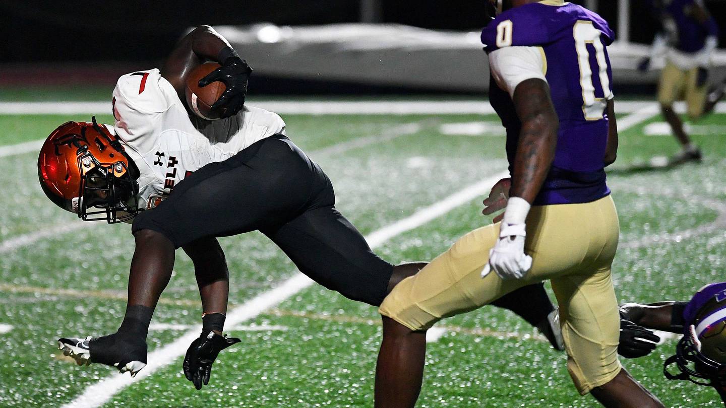 Lely (Florida) running back Nino Joseph goes for over 400 yards and 7 TDs