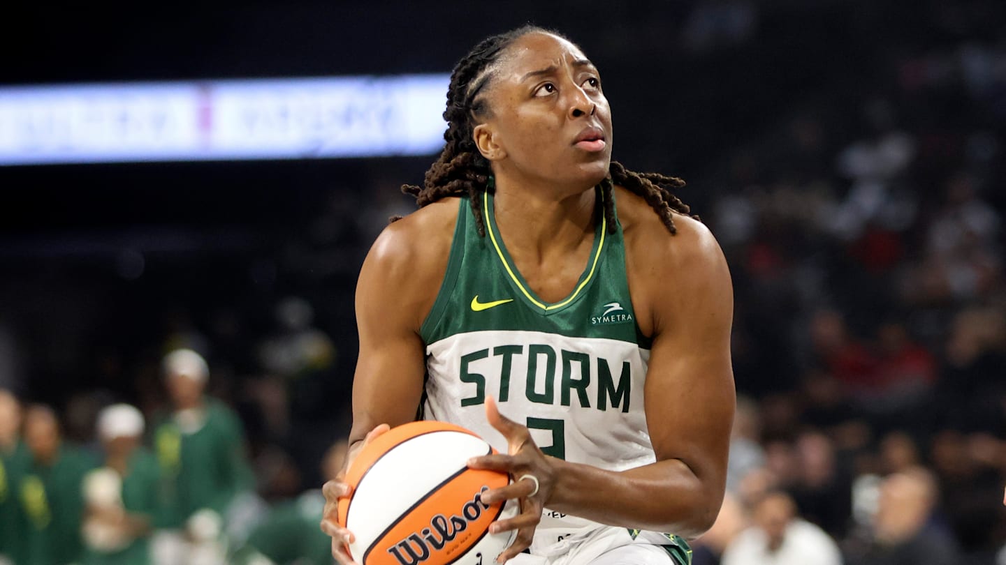 WNBA's latest CBA offer still falls embarrassingly short of players ...