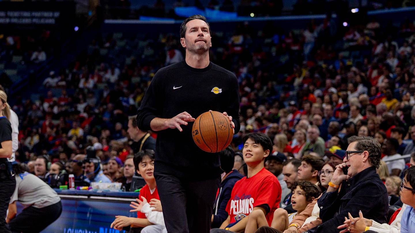 Lakers, Jazz Announce Full Starting Lineups