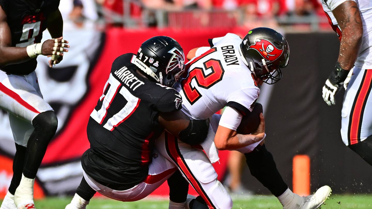 Falcons relive Grady Jarrett,Tom Brady nightmare with egregious penalty