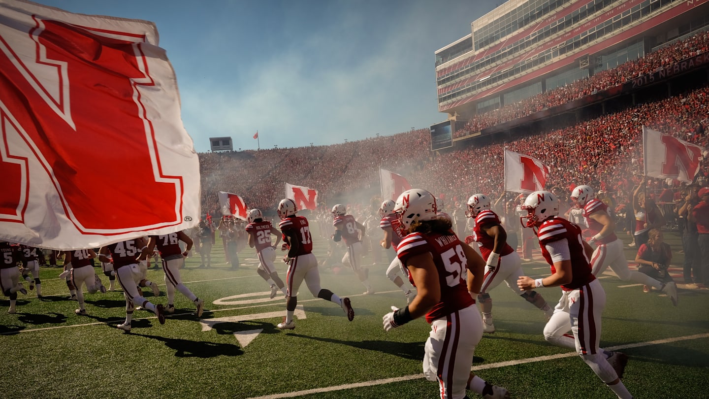 Nebraska Cornhuskers nation reacts to the sad passing of beloved ...