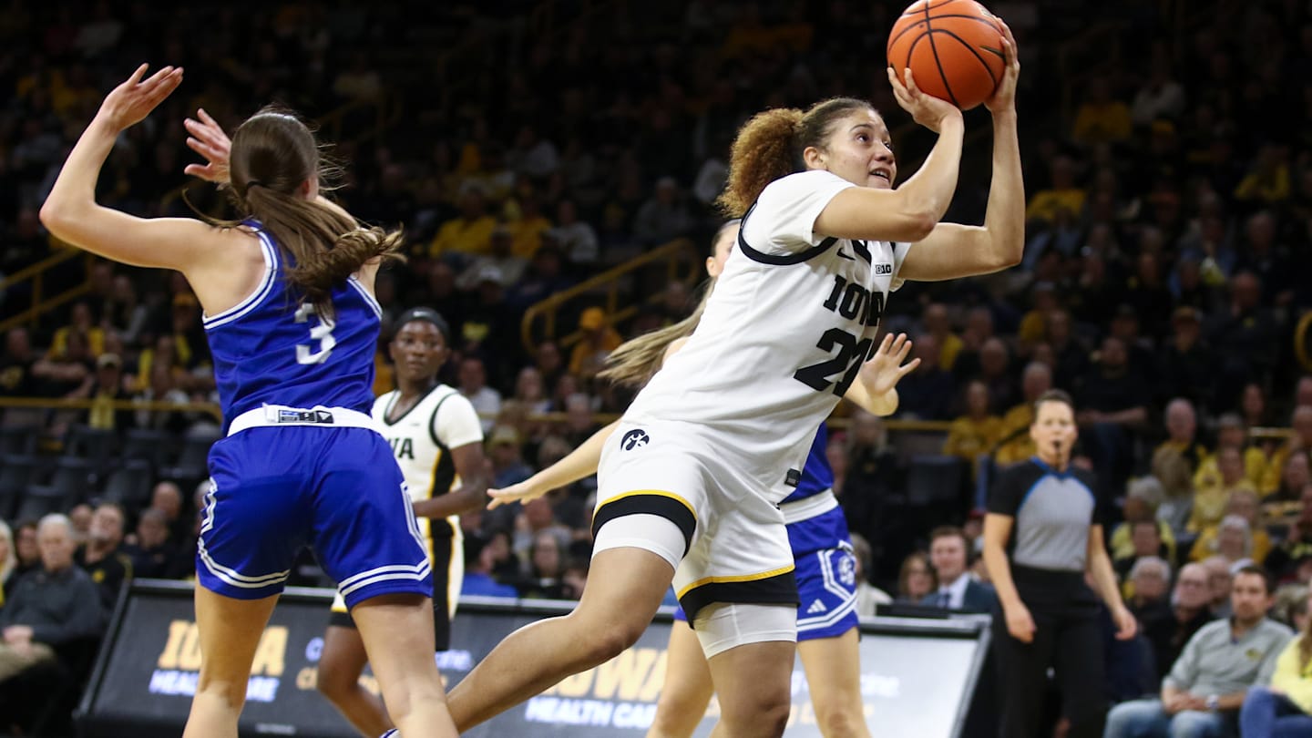 A trio of Hawkeye Women's Basketball players remain sidelined with injuries