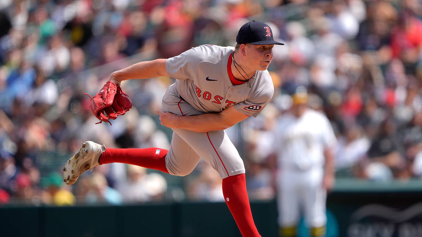 Former SF Giants pitcher finally makes long-awaited debut with Red Sox