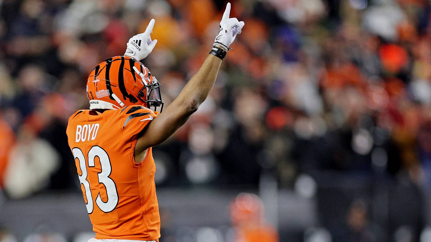 Tyler Boyd is determined to play despite injury to finger