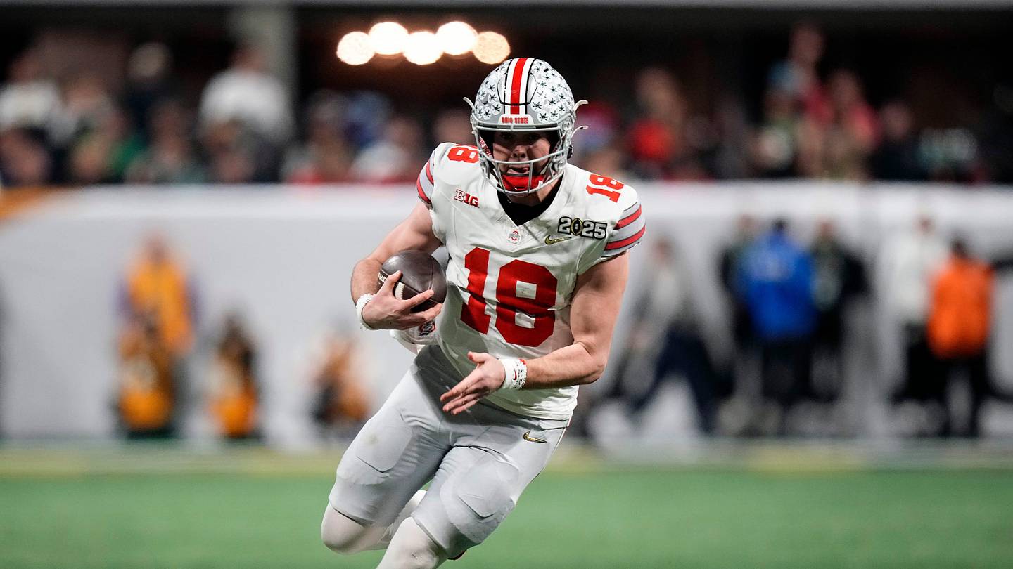 CFB pundit eats crow after Will Howard leads Ohio State football team ...