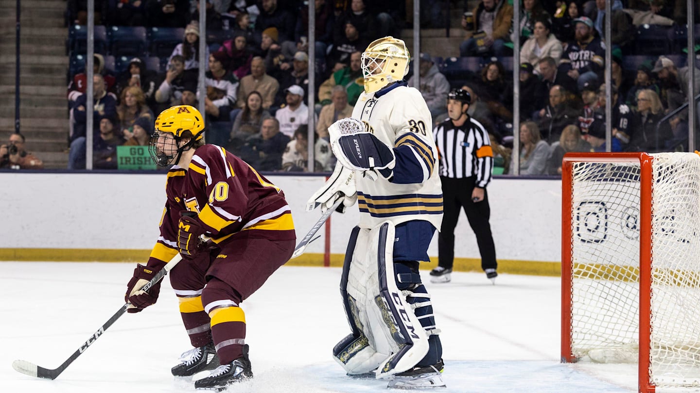 Connor Kurth signs with Tampa Bay Lightning after Gophers hockey season