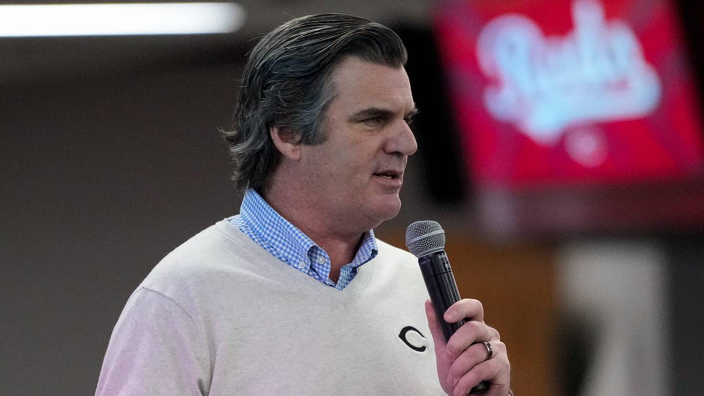 Reds fans just embarrassed Phil Castellini in a way ownership can’t ignore