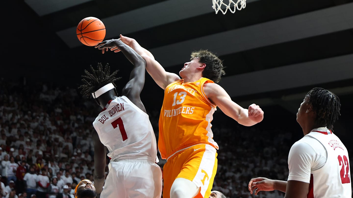 Tennessee basketball throws amazing G-League shade at Alabama after ...