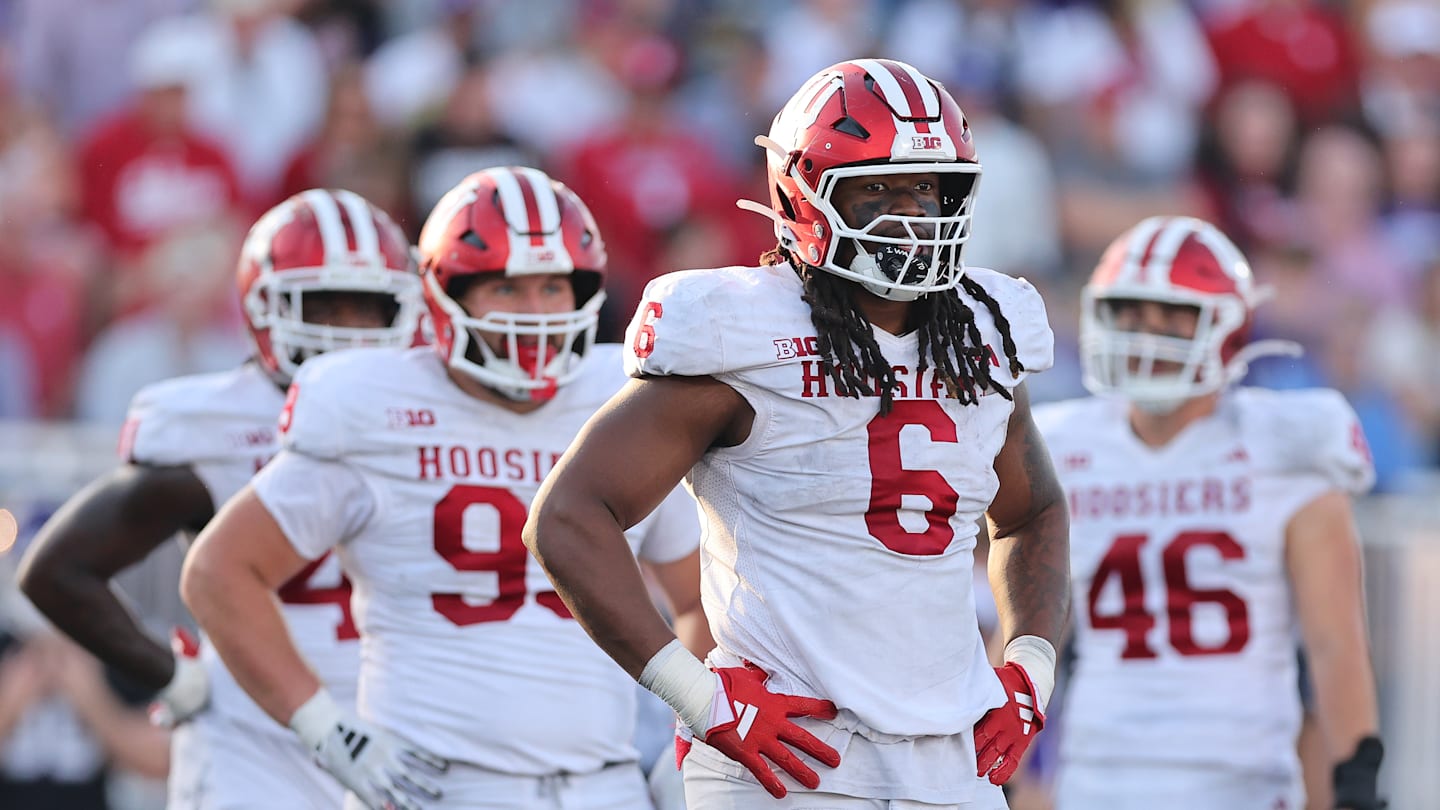 Younger brother of All-American edge rusher Mikail Kamara, Amari Kamara ...