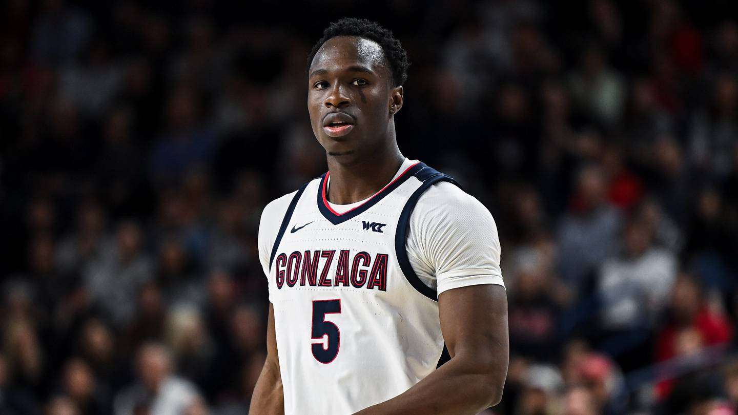 Emmanuel Innocenti was Gonzaga's unsung hero in massive win over Saint ...