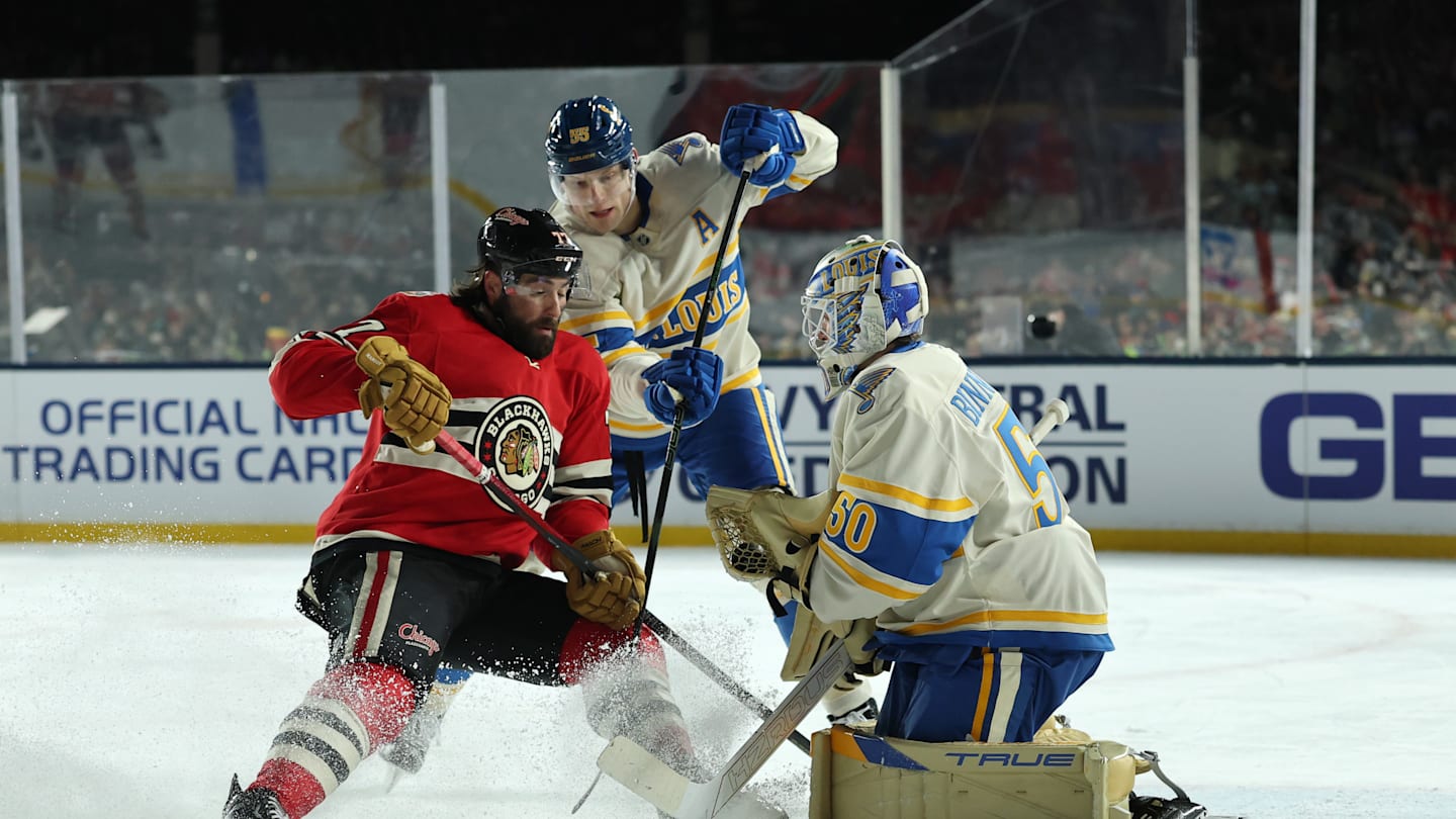 St Louis Blues dominate the Chicago Blackhawks in The Winter Classic ...