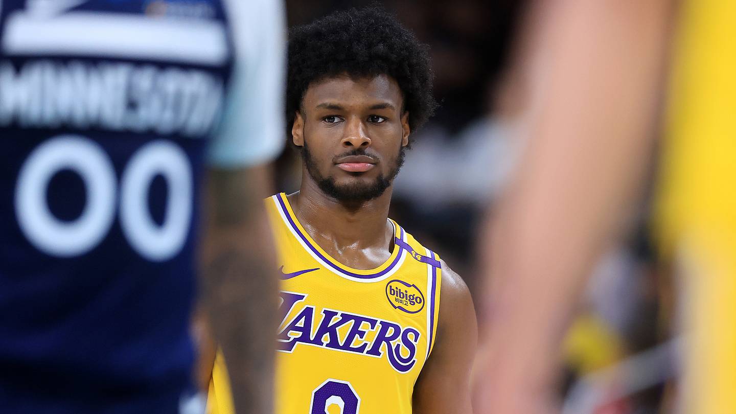 Bronny James shows exactly what he brings to the table in preseason debut