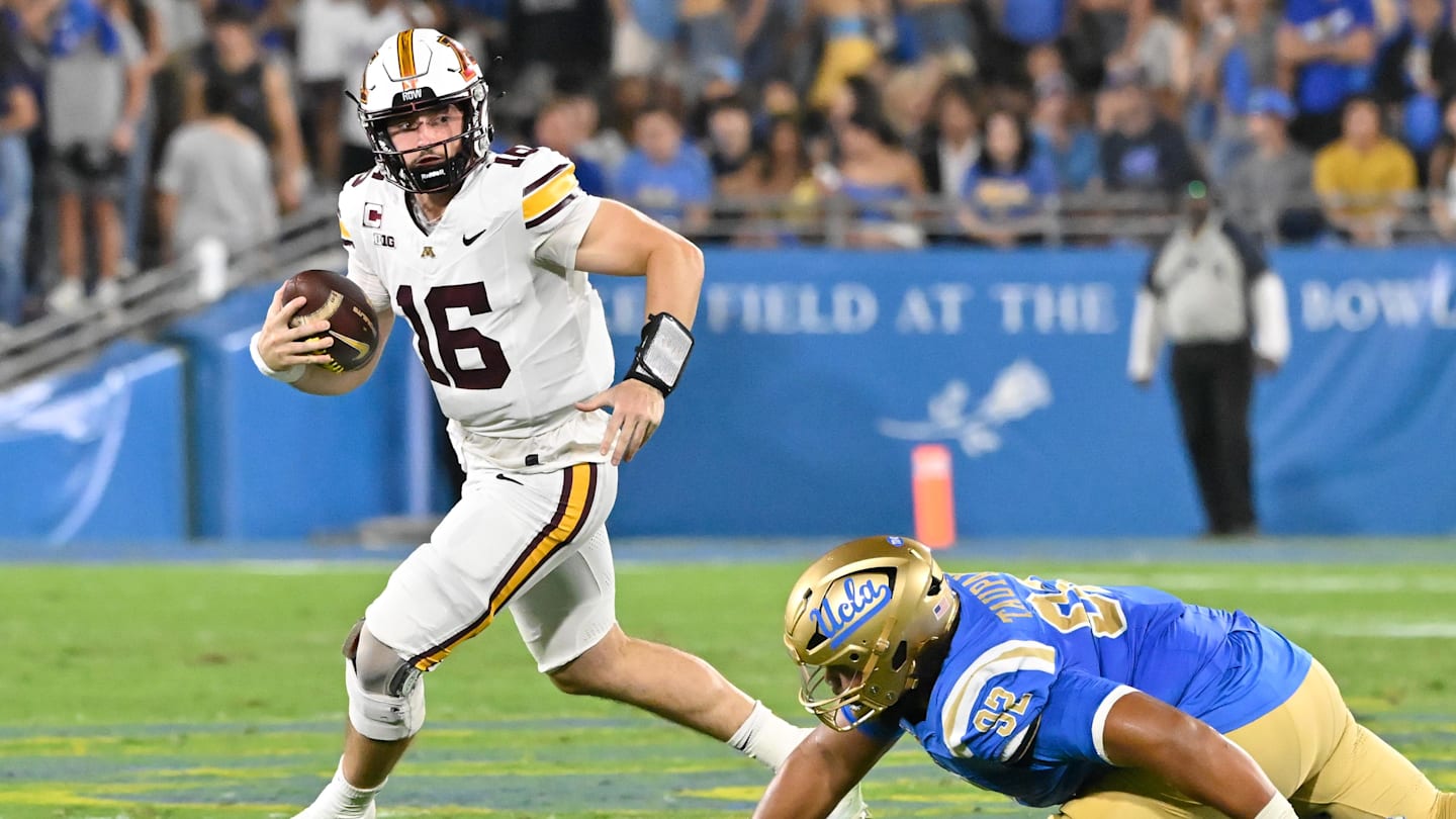 Gophers score with 27 seconds left to beat UCLA at The Rose Bowl