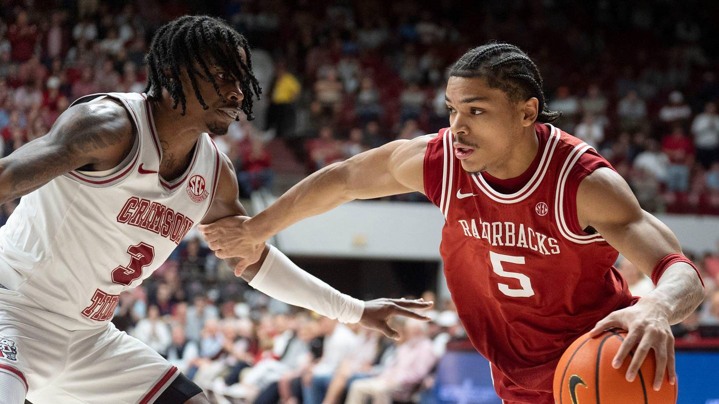 Some Folks Believe Darius Acuff Not as Good as Arkansas Fans Thinking