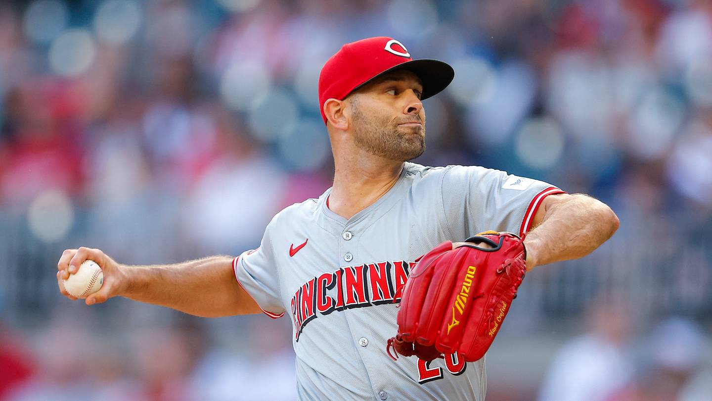 Reds take control with latest decision after Nick Martinez extension snag