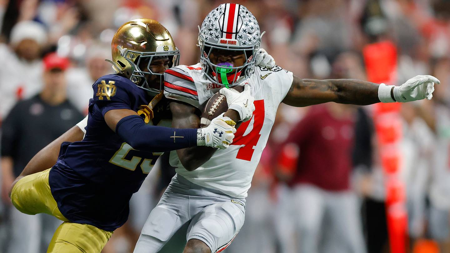 What teams will outperform or underperform their college football win ...