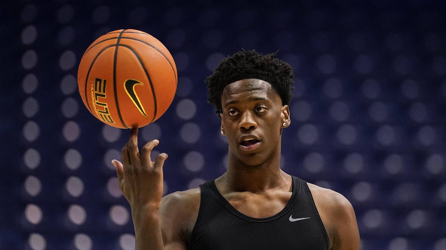 AJ Dybantsa teases a return to BYU basketball, delaying NBA career