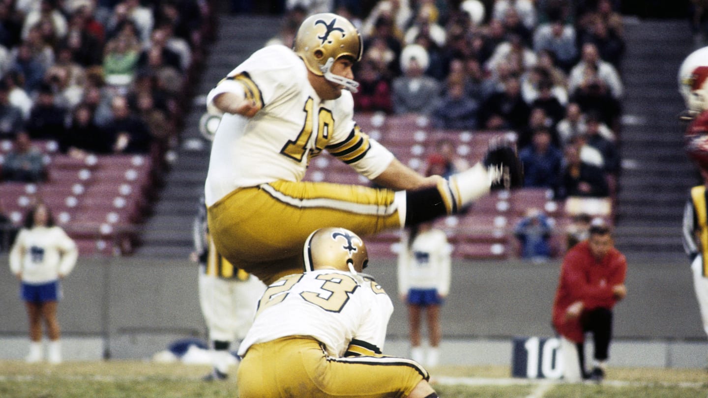 Tom Dempsey's record breaking field goal is the play of the day