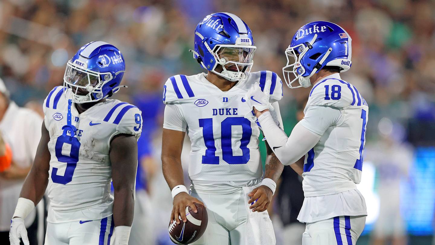 Building momentum: Grading Duke QB Darian Mensah's performance against ...