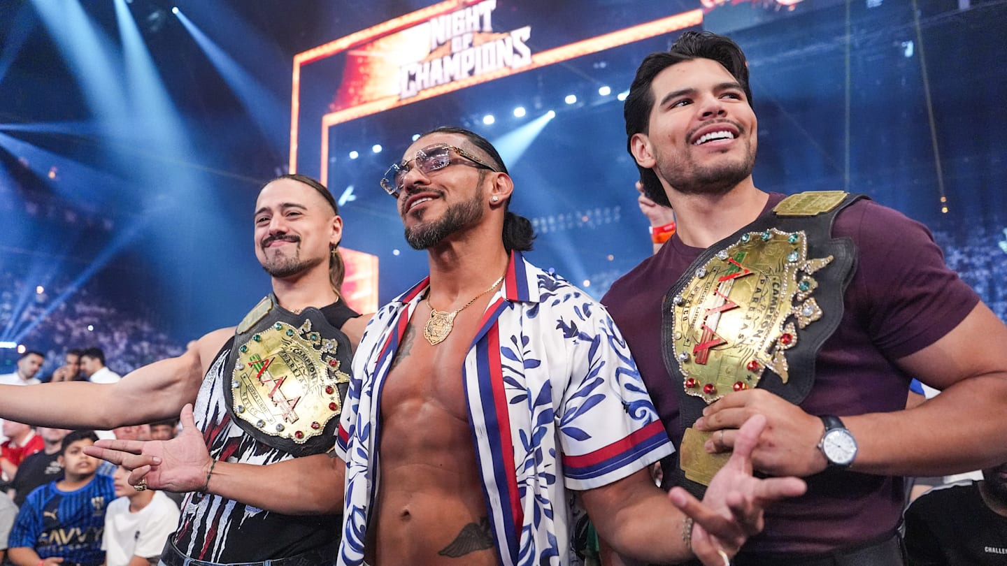 Santos Escobar re-signs with WWE: latest news and updates