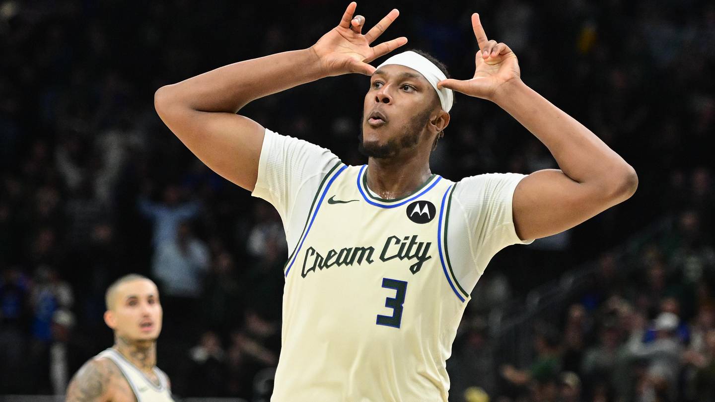 Did the Bucks make a mistake signing Turner?