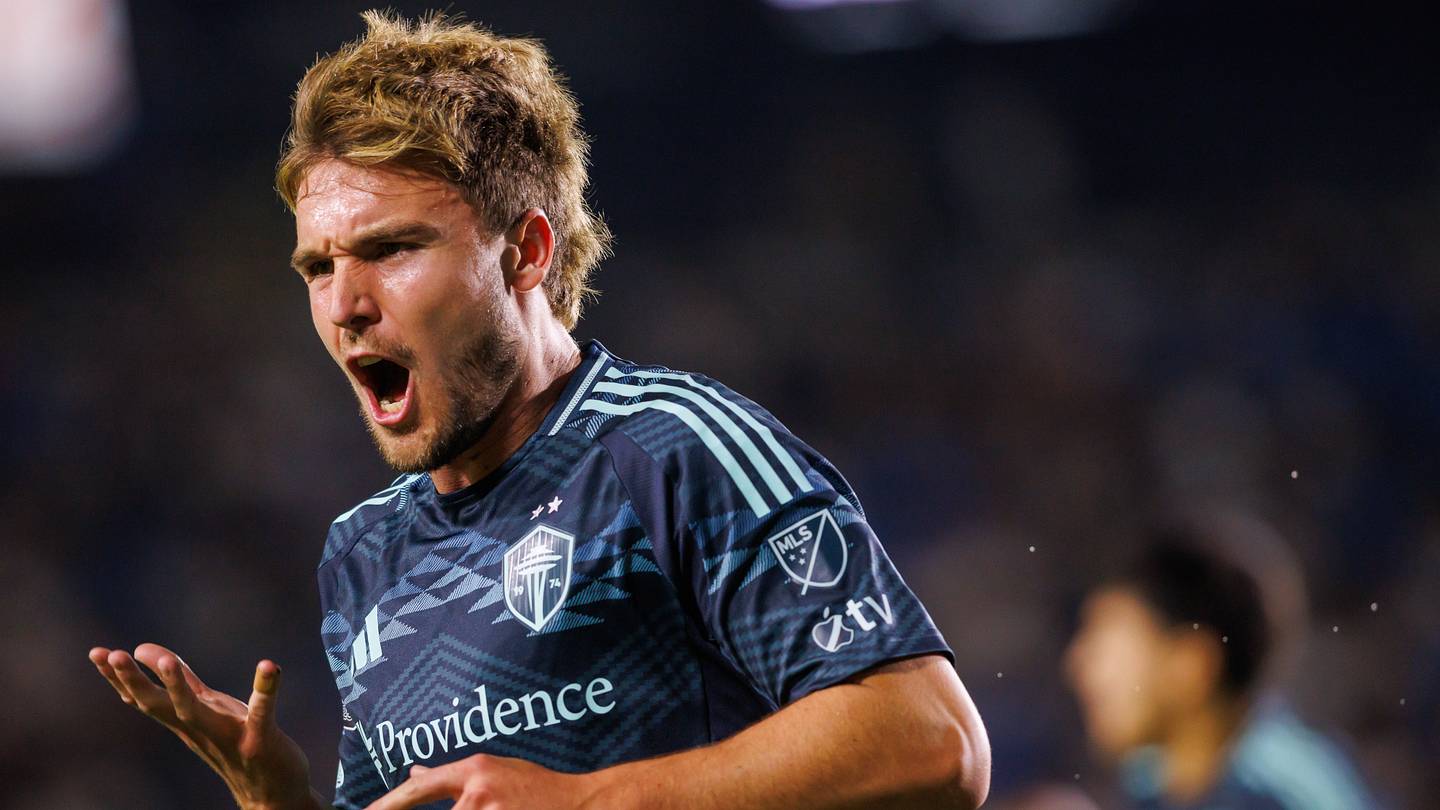 Pedro De La vega and the key behind Seattle's Sounders victory over ...