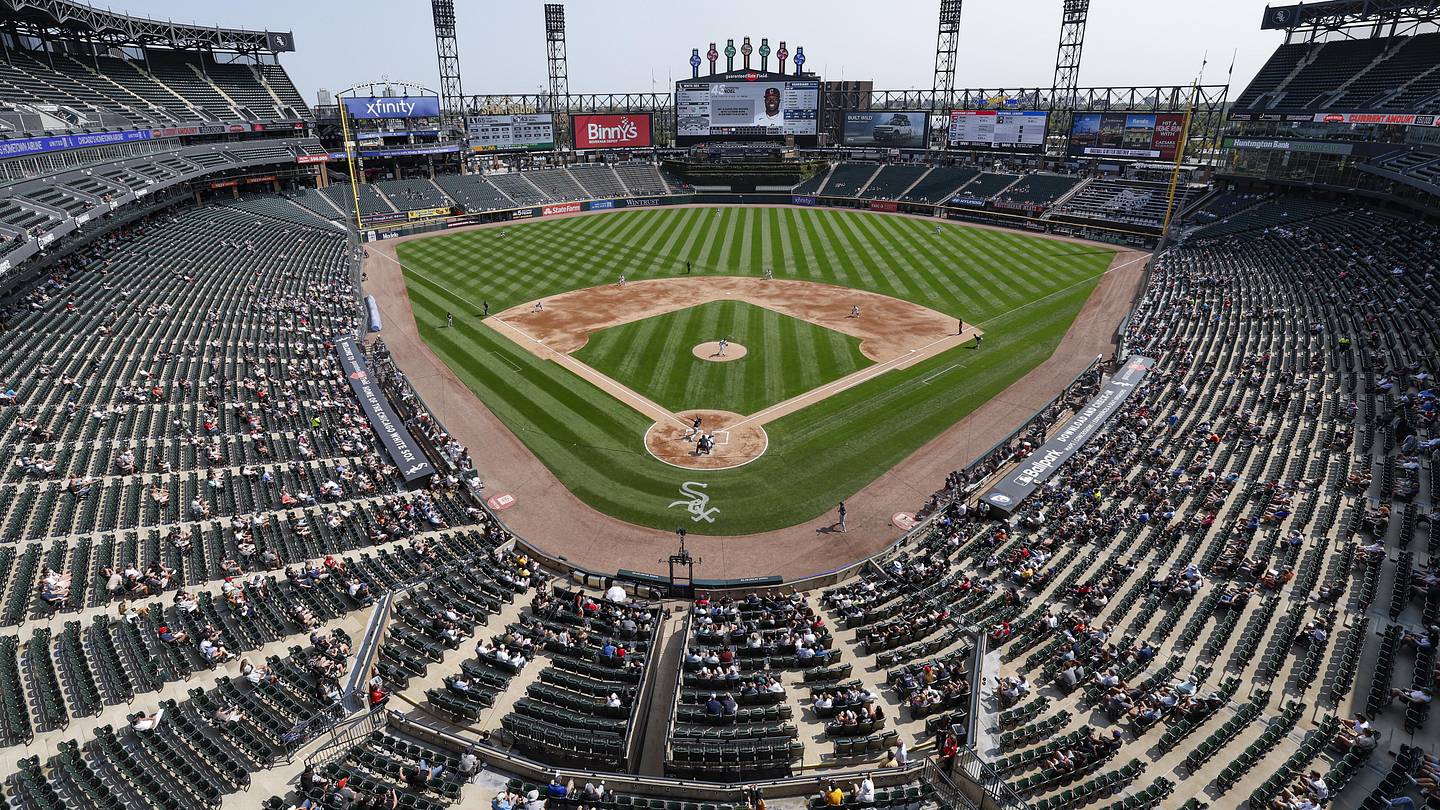 MLB Fans Roast White Sox Over Anticlimactic New Stadium Name Announcement