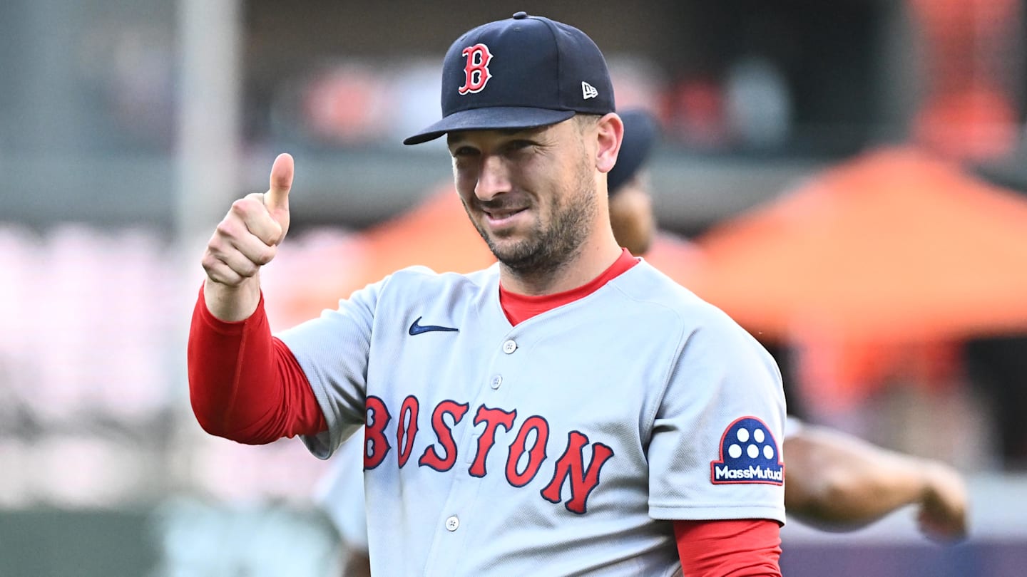 Alex Bregman Wastes No Time Rubbing Salt In Red Sox Fans' Wounds