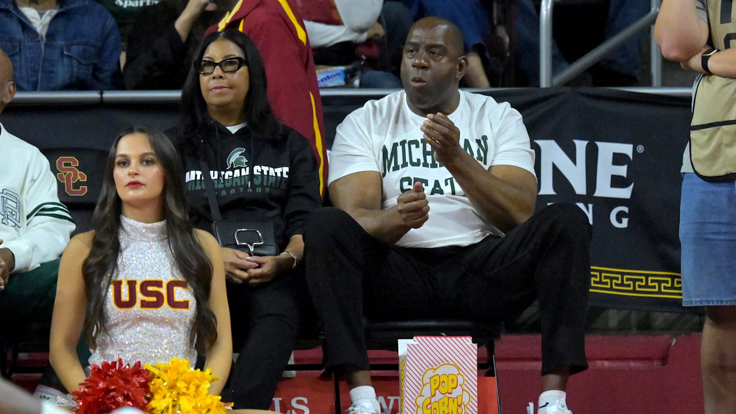 Michigan State basketball gets high praise from Magic Johnson | Flipboard