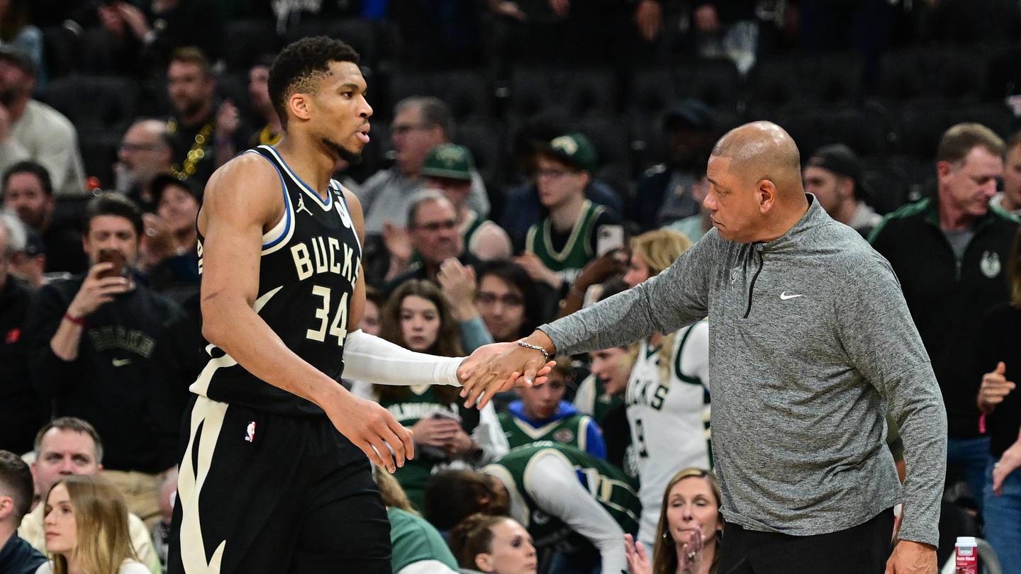 Projected Bucks starting lineup and depth chart after all the offseason ...