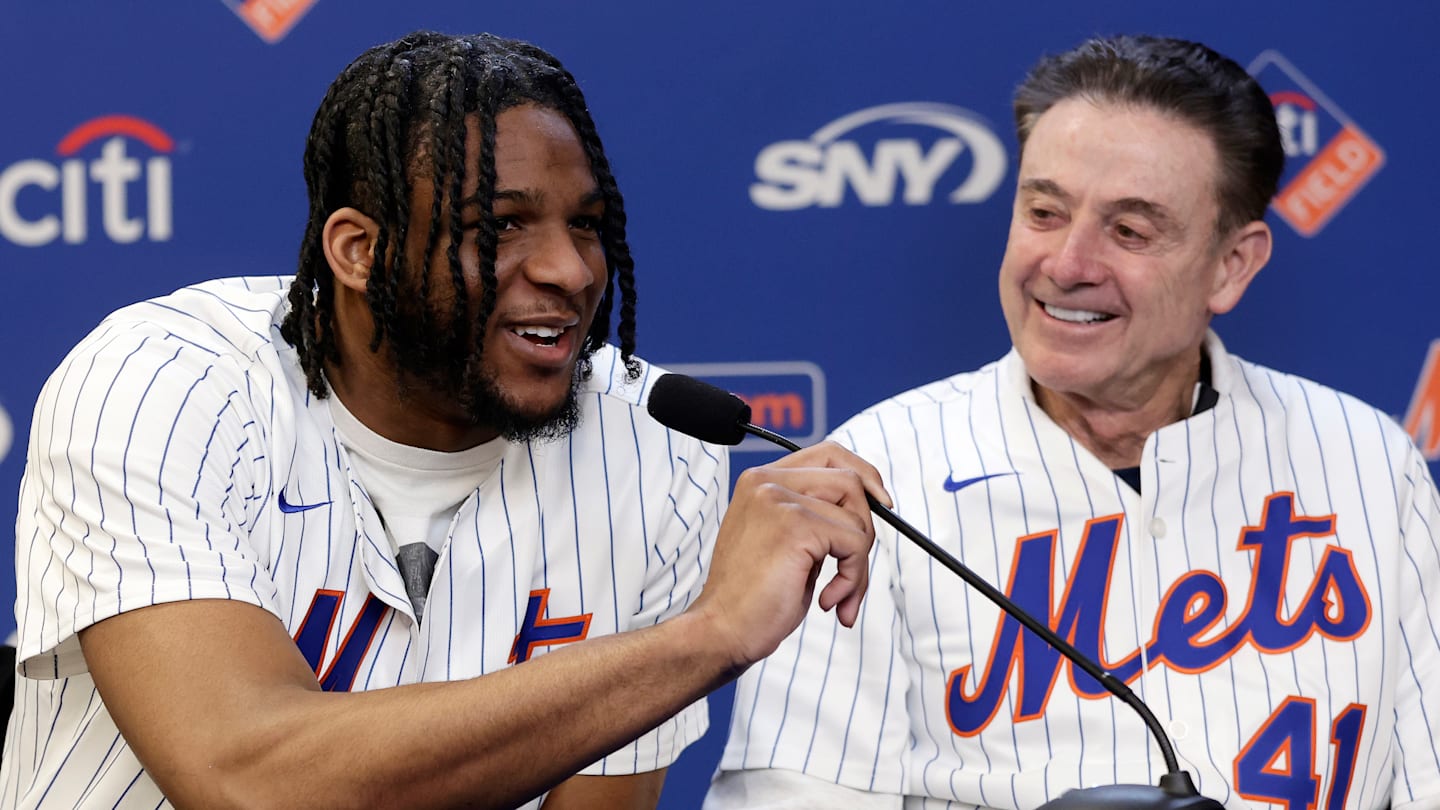 Rick Pitino's horse named after Zuby Ejiofor wins debut race at Aqueduct