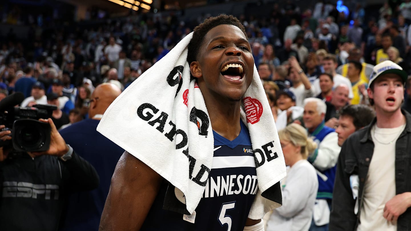 Updated NBA Playoffs bracket after Lakers fall, Celtics escape on ...