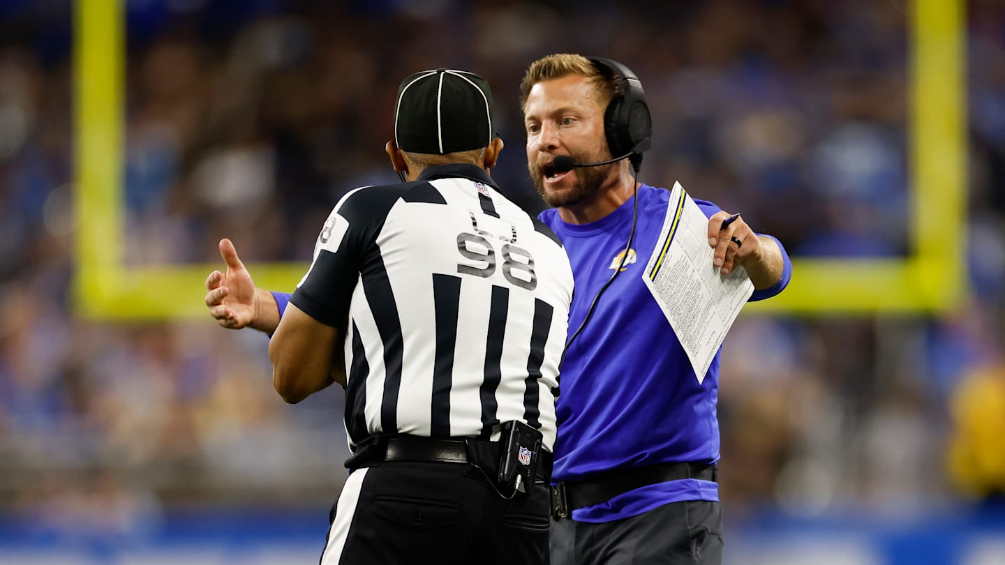Who are the announcers and referees for the Bills vs the Rams today?