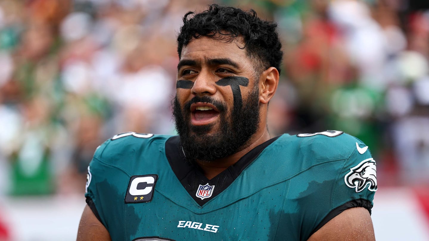 Jordan Mailata silently calls out Kevin Patullo with Eagles' struggles ...