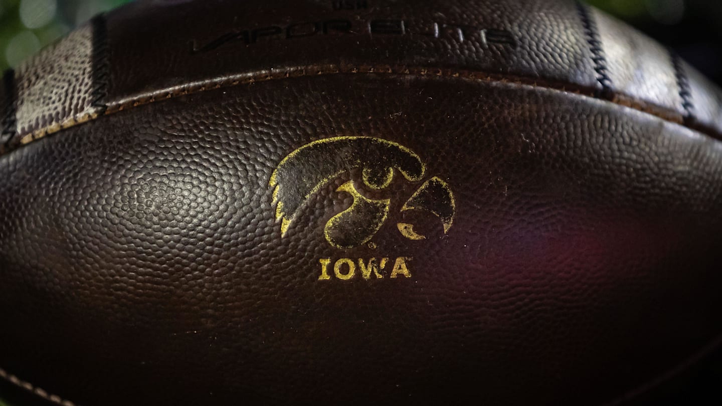 Hawkeyes add offensive lineman Bryce George after a successful meeting
