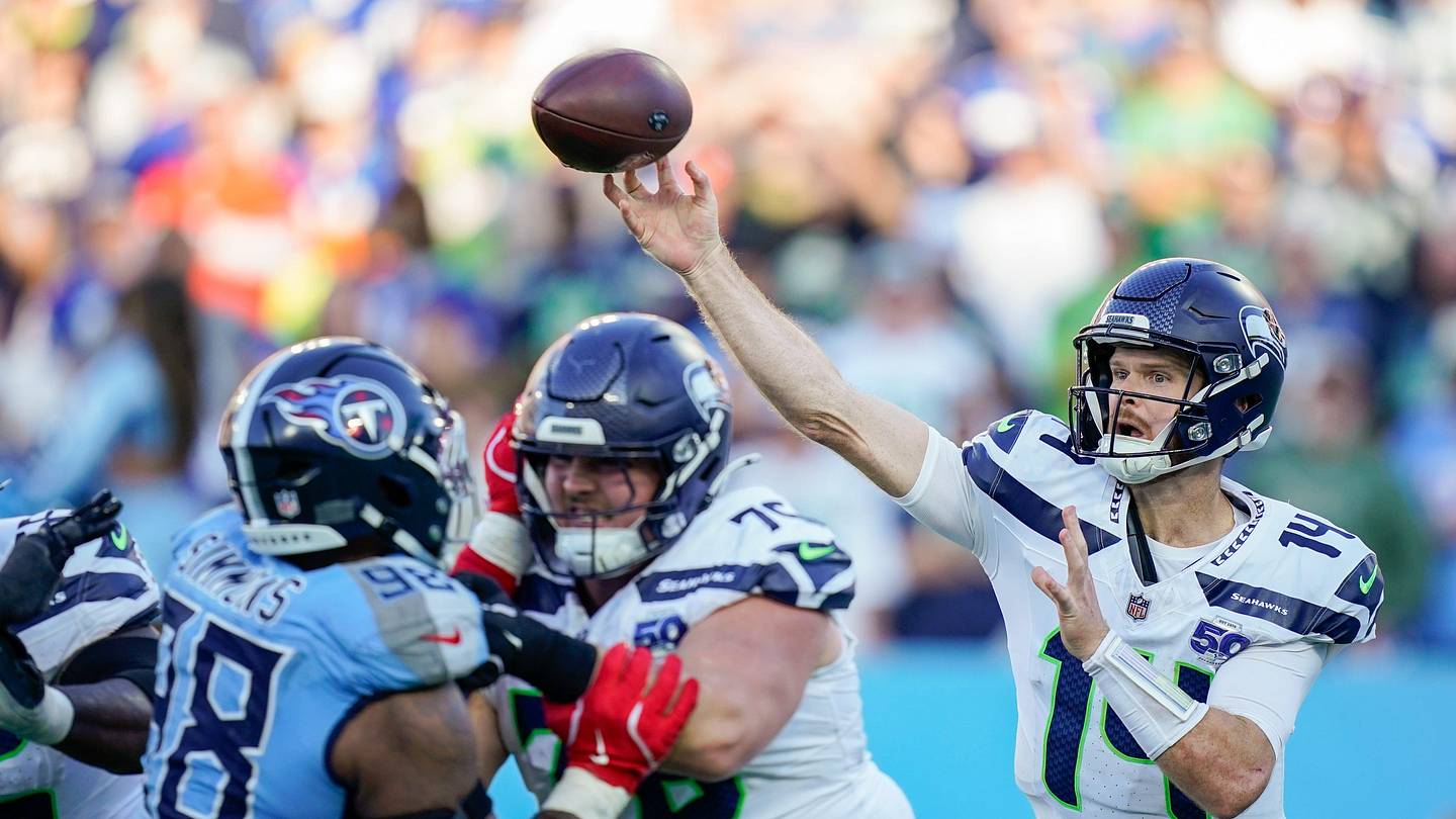 ESPN gives Seahawks simple offensive plan in ranking NFL's 'best' players
