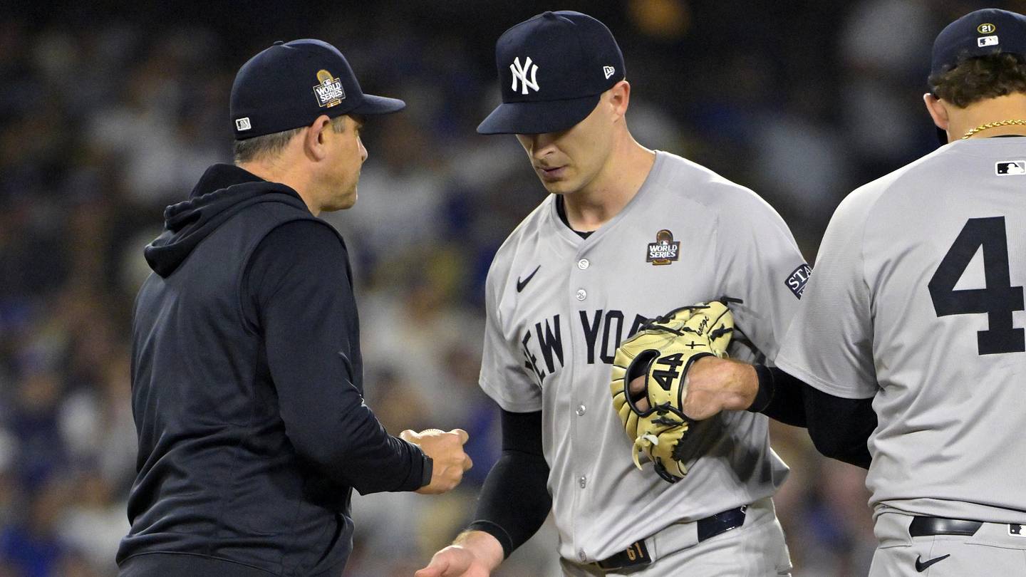 Dodgers sign Yankees pitcher responsible for cementing Freddie Freeman ...