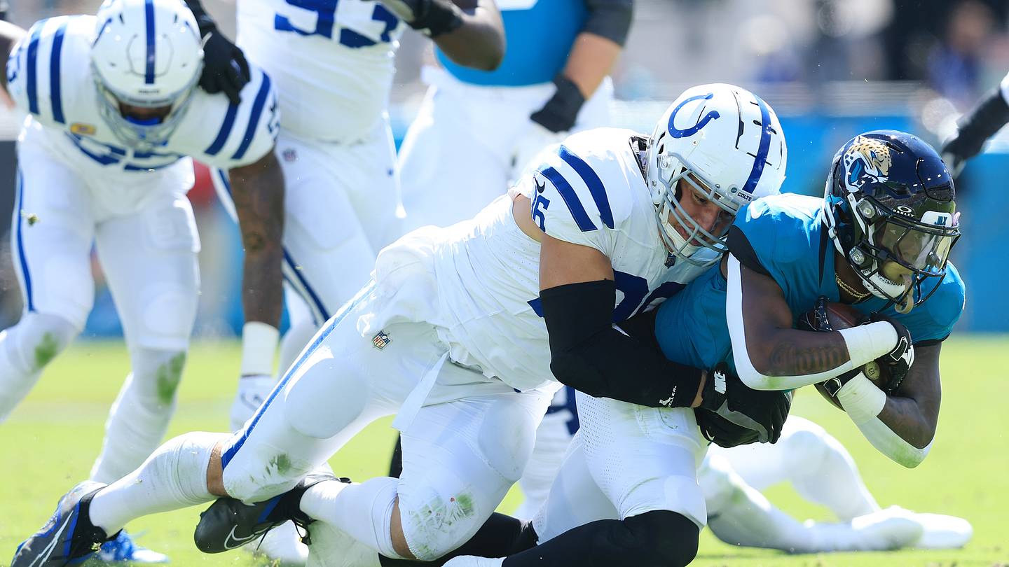 Who will replace Grover Stewart on the Colts defensive line?