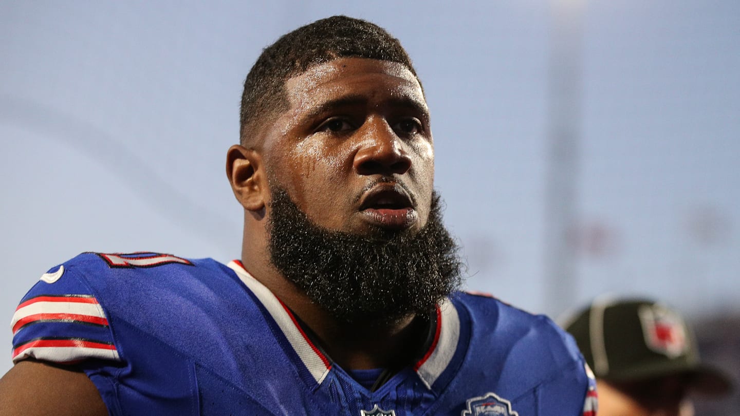 Bills' defense takes major hit with recent Ed Oliver injury update ...