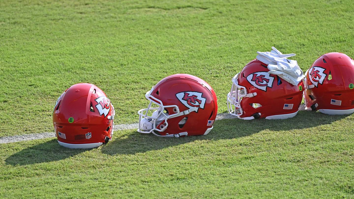 Initial Kansas City Chiefs 53-man roster projections from first week of ...