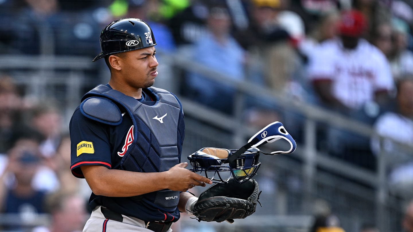 Latest Braves addition hints at bold Drake Baldwin decision for Alex ...