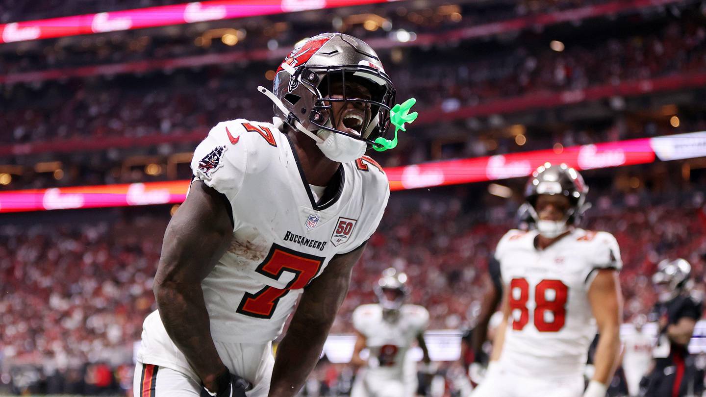 Buccaneers star Bucky Irving returns to practice ahead of Bills game