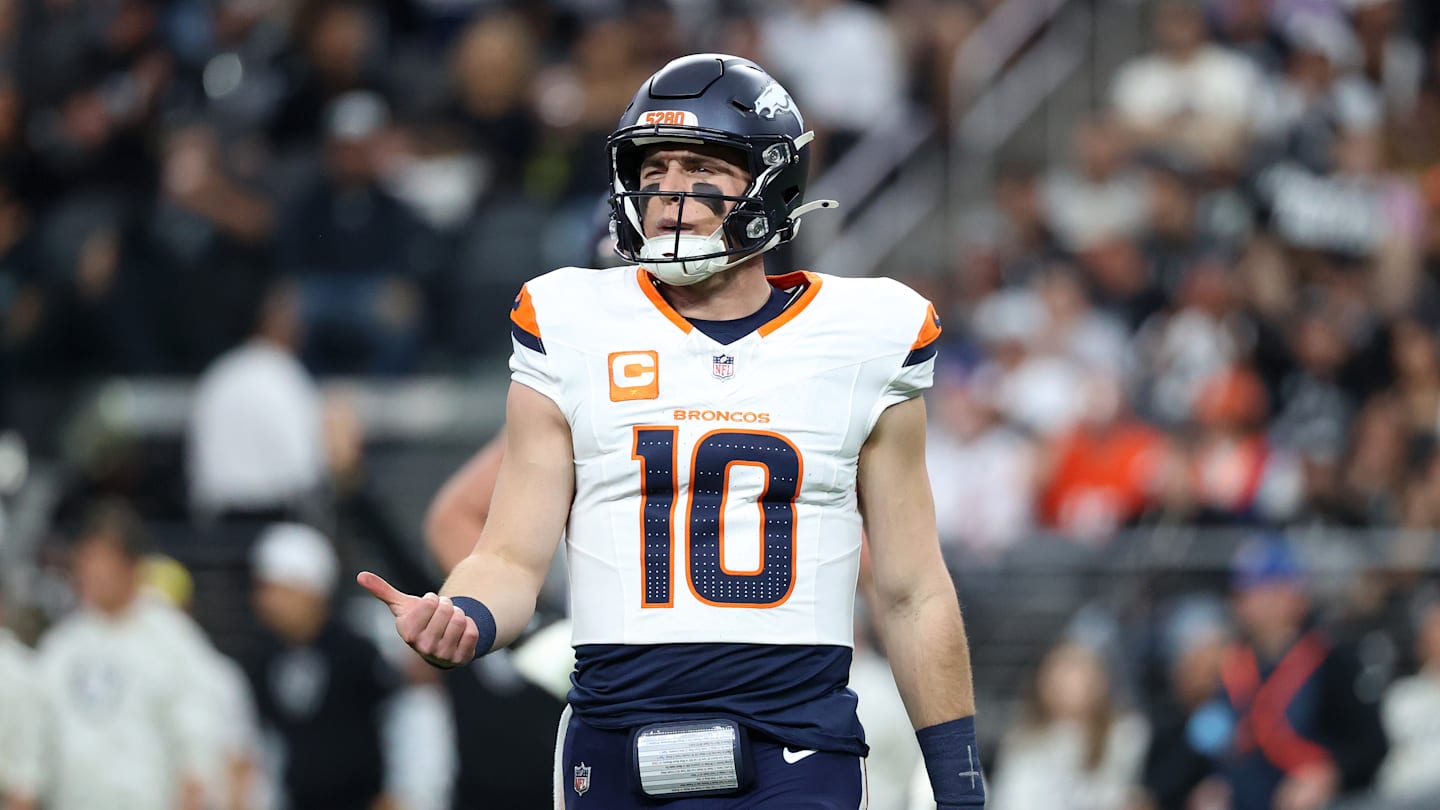 QB Bo Nix is ascending into Hall of Fame air during his rookie season