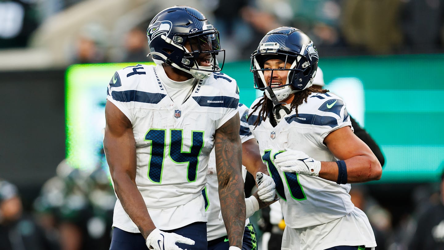 Jaxon Smith-Njigba reacts to bombshell DK Metcalf trade request