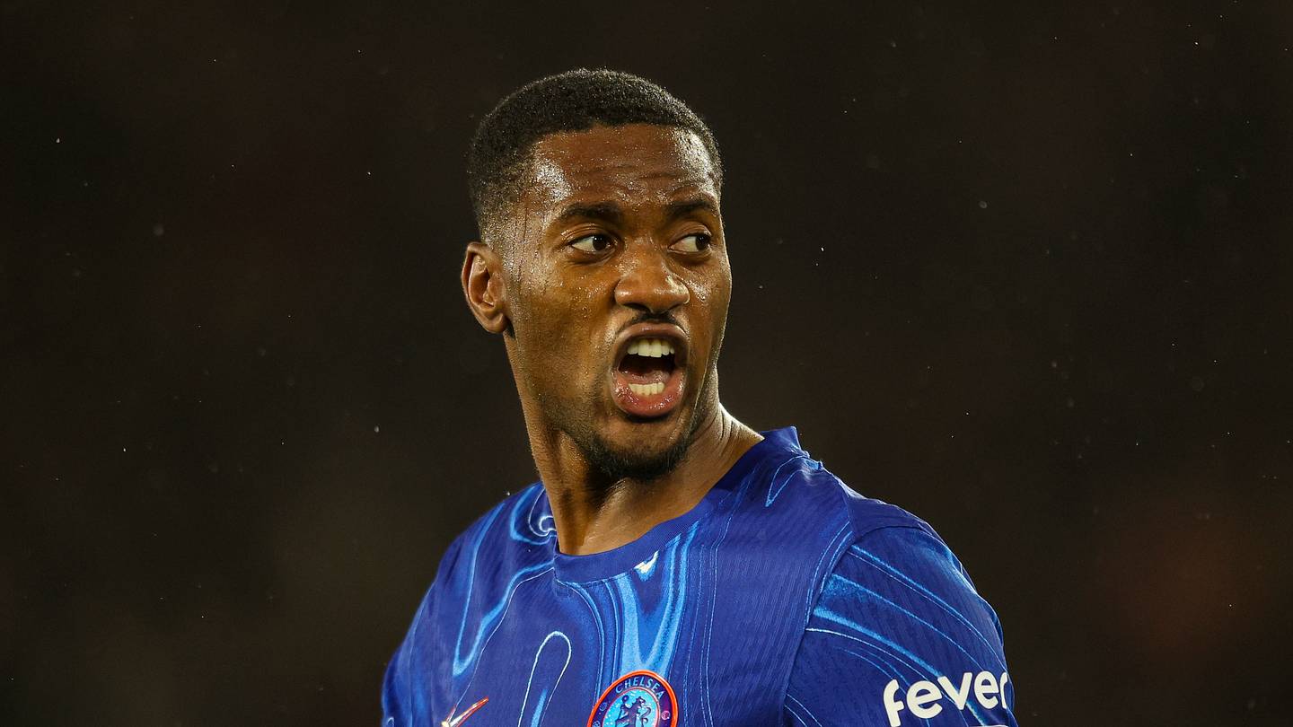 Chelsea defender ready to join West Ham after spending six months on ...