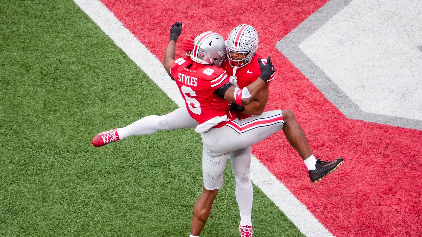 An early prediction of the Ohio State football team's CFP matchup vs ...